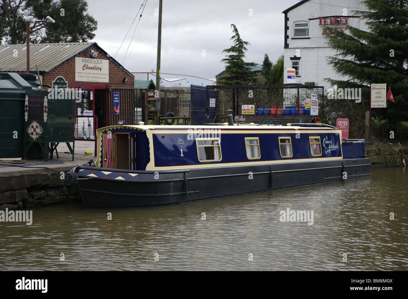 Middlewich boat hi-res stock photography and images - Alamy