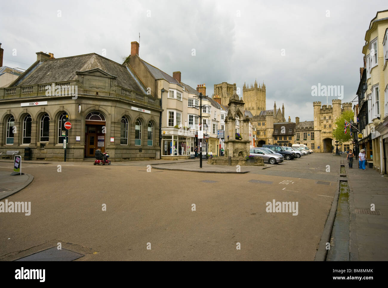 High street wells somerset england hi-res stock photography and images ...