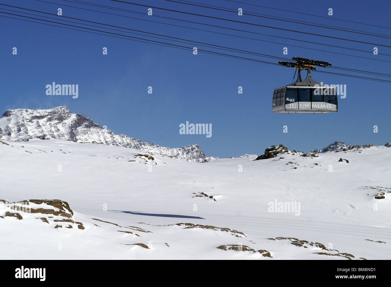 Cable car at Monterosa Ski Resort, Italy Stock Photo - Alamy