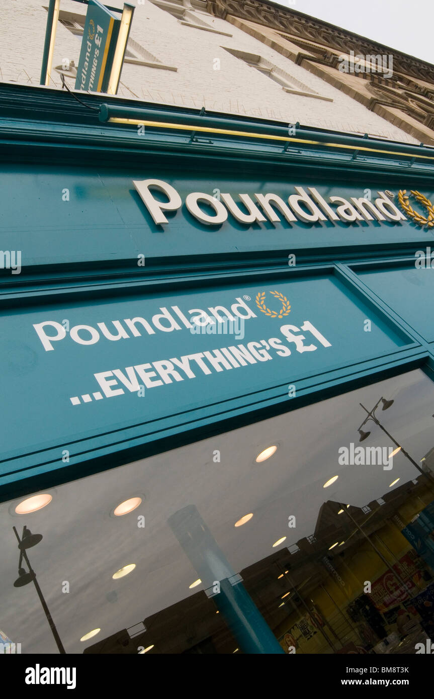 Pound shop hi-res stock photography and images - Alamy