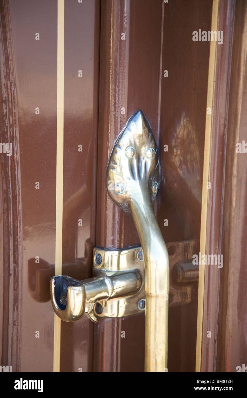 Open train door handle hi-res stock photography and images - Alamy