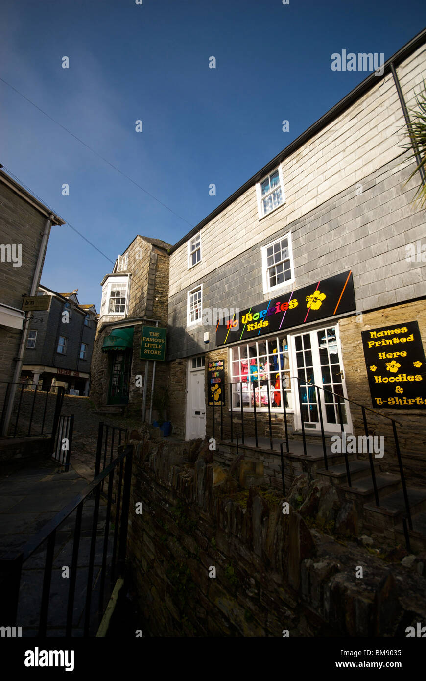 Padstow Cornwall UK Street Shop Stock Photo - Alamy