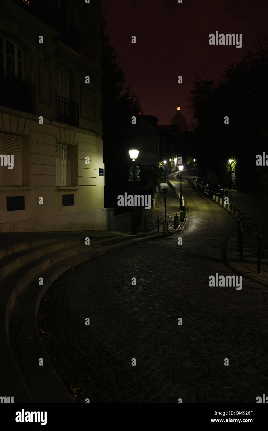 Paris street night hi-res stock photography and images - Alamy