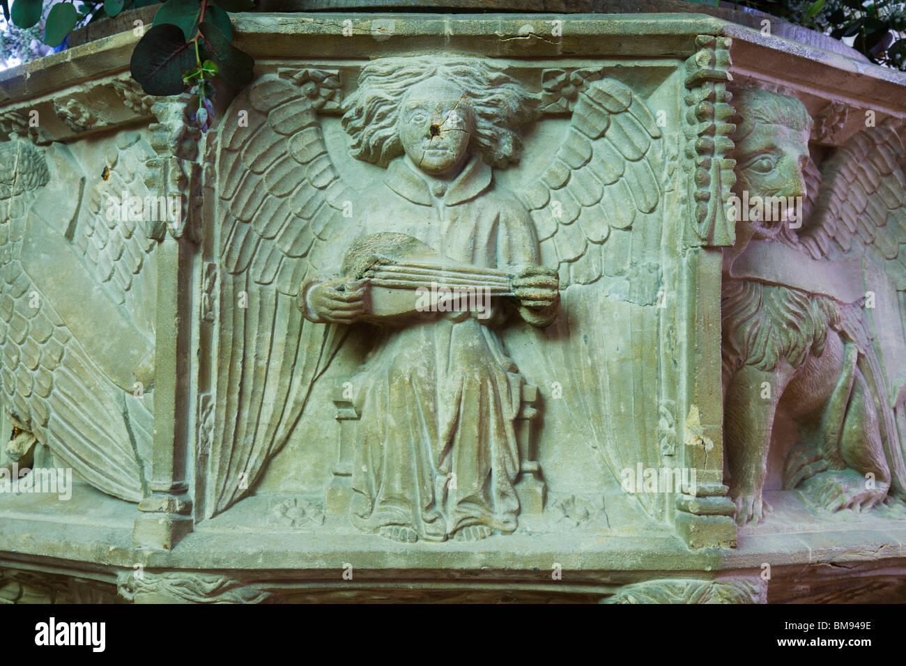 Carved stone font hi-res stock photography and images - Alamy