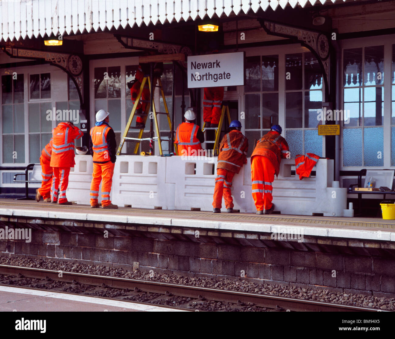 English railway workers Stock Photo - Alamy