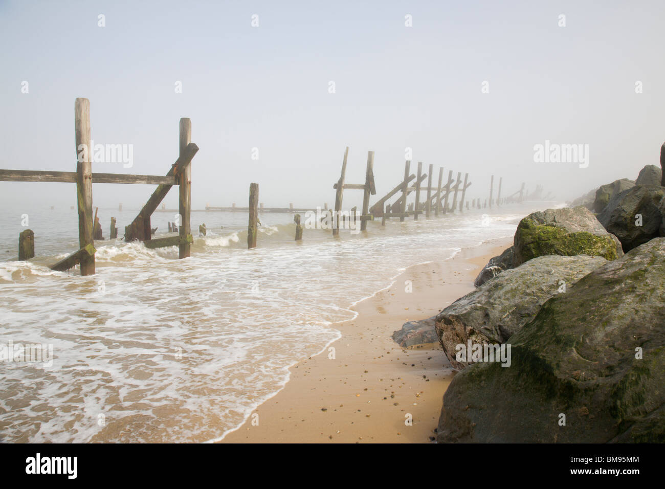 The seashore at Happisburgh, Norfolk, England Stock Photo - Alamy