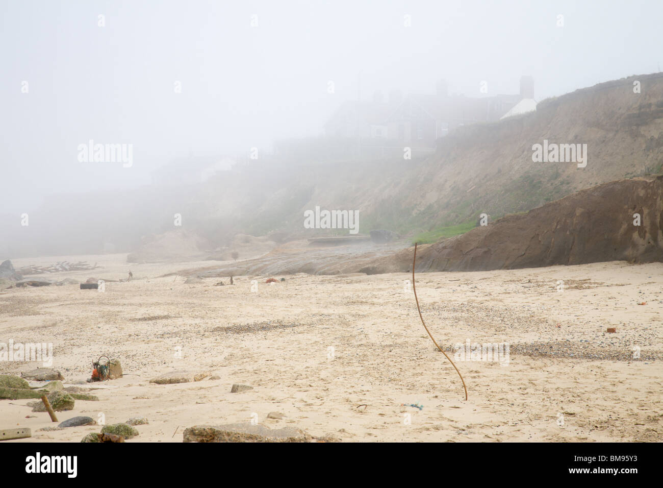 Cliff erosion house hi-res stock photography and images - Alamy