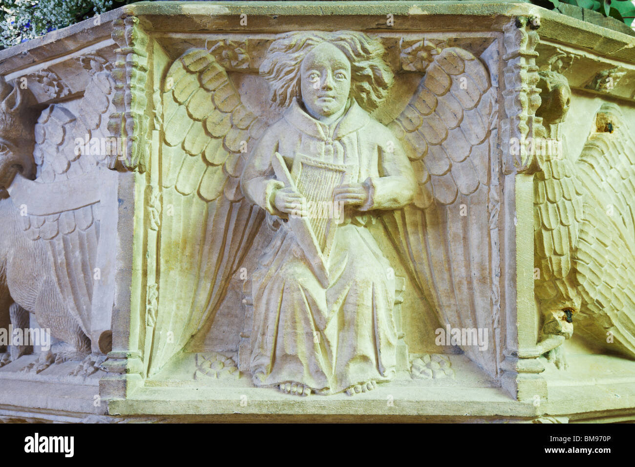 Carved stone font hi-res stock photography and images - Alamy