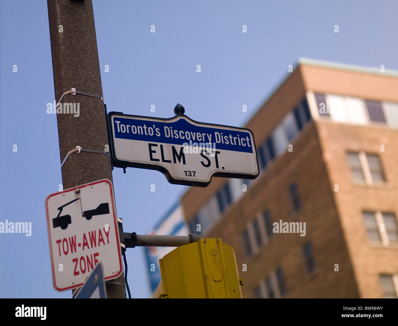 Street Signs, Toronto, Ontario, Canada Stock Photo - Alamy