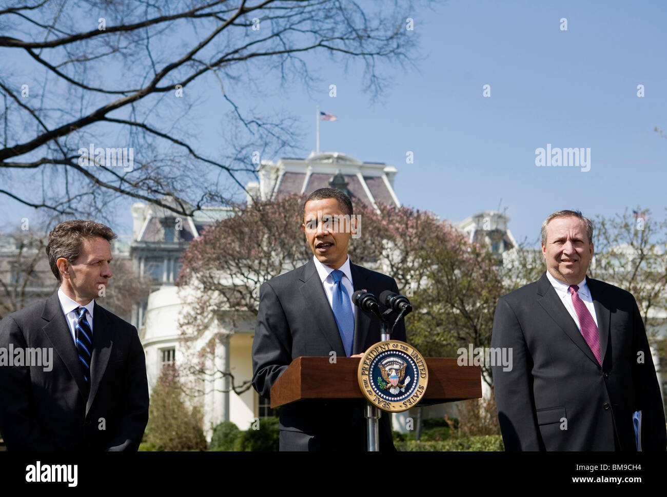 Us treasury secretary tim geithner hi-res stock photography and images ...