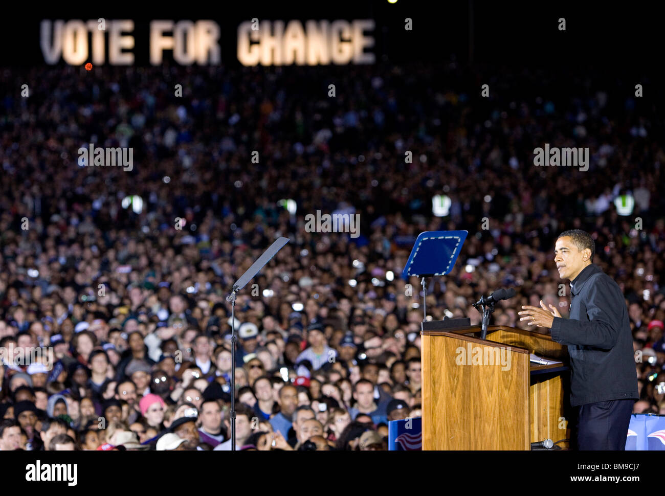 2008 presidential campaign rally hi-res stock photography and images ...