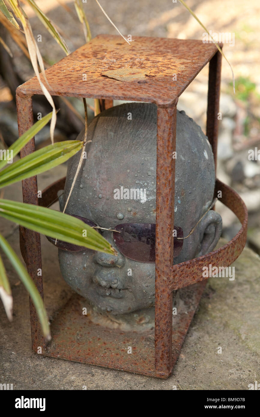 Weird Statue High Resolution Stock Photography and Images - Alamy