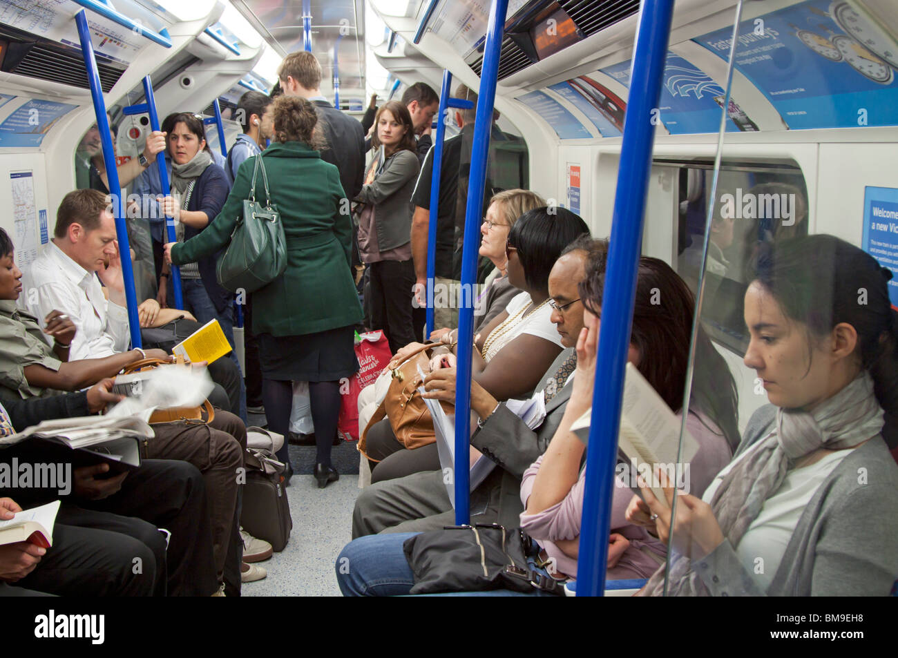 Evening Rush Hour - Victoria Line Train - London Underground Stock ...
