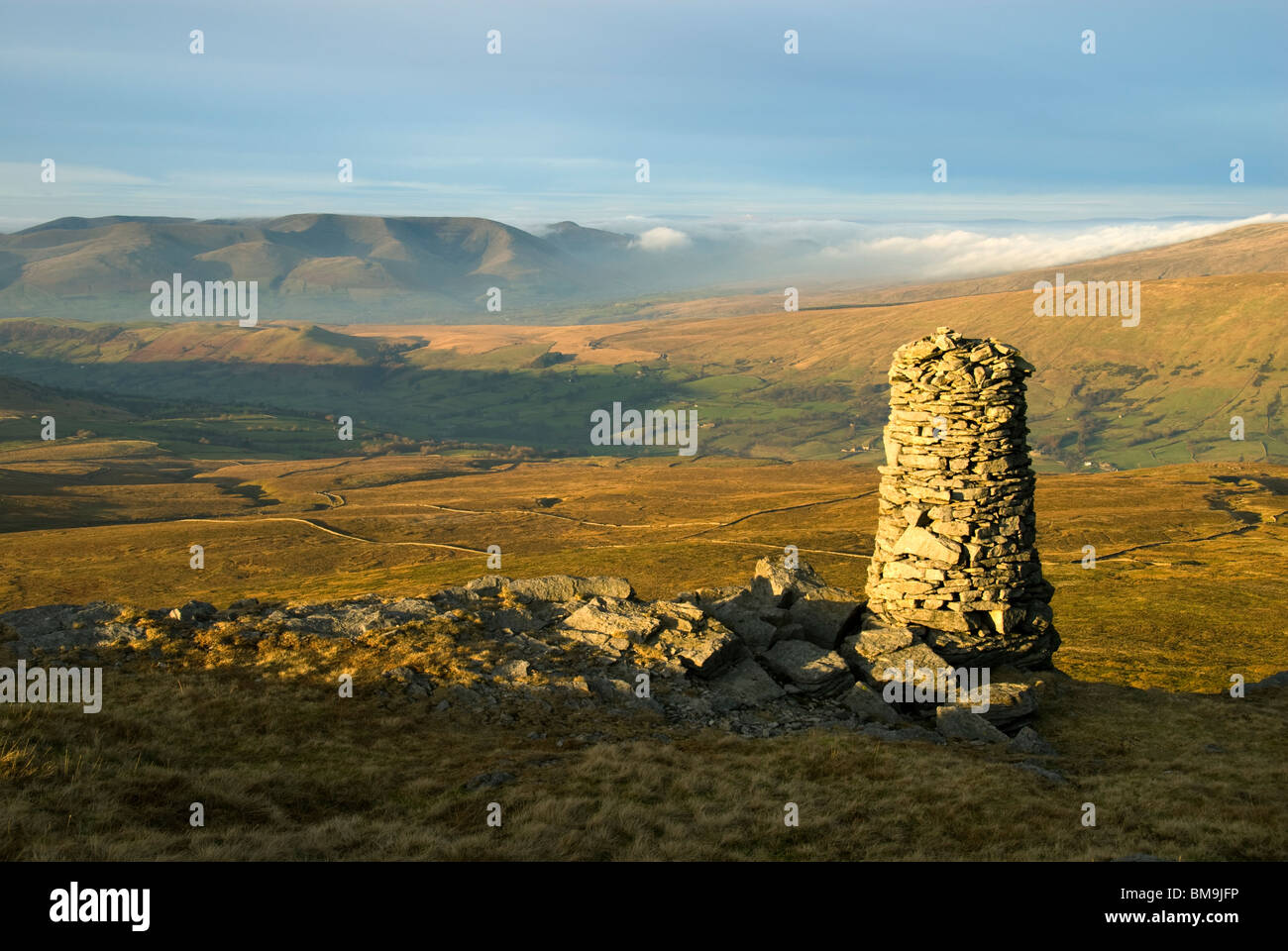 The Howgill fells over Dentdale from the summit of Crag Hill, Yorkshire ...