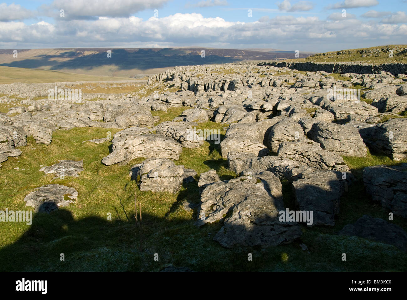 Limestone pavement above Littondale, Yorkshire Dales National Park ...