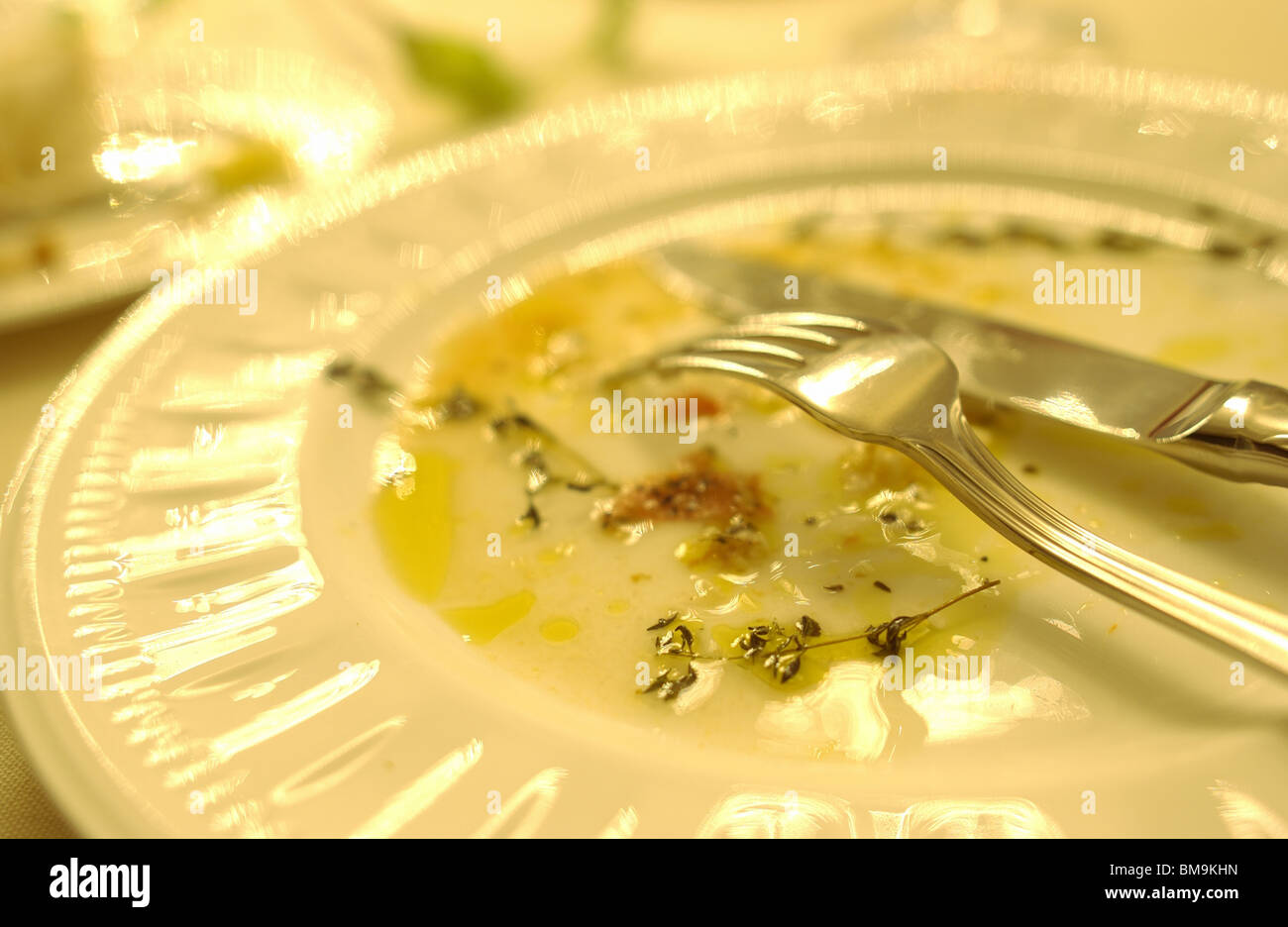 Messy silverware hi-res stock photography and images - Alamy