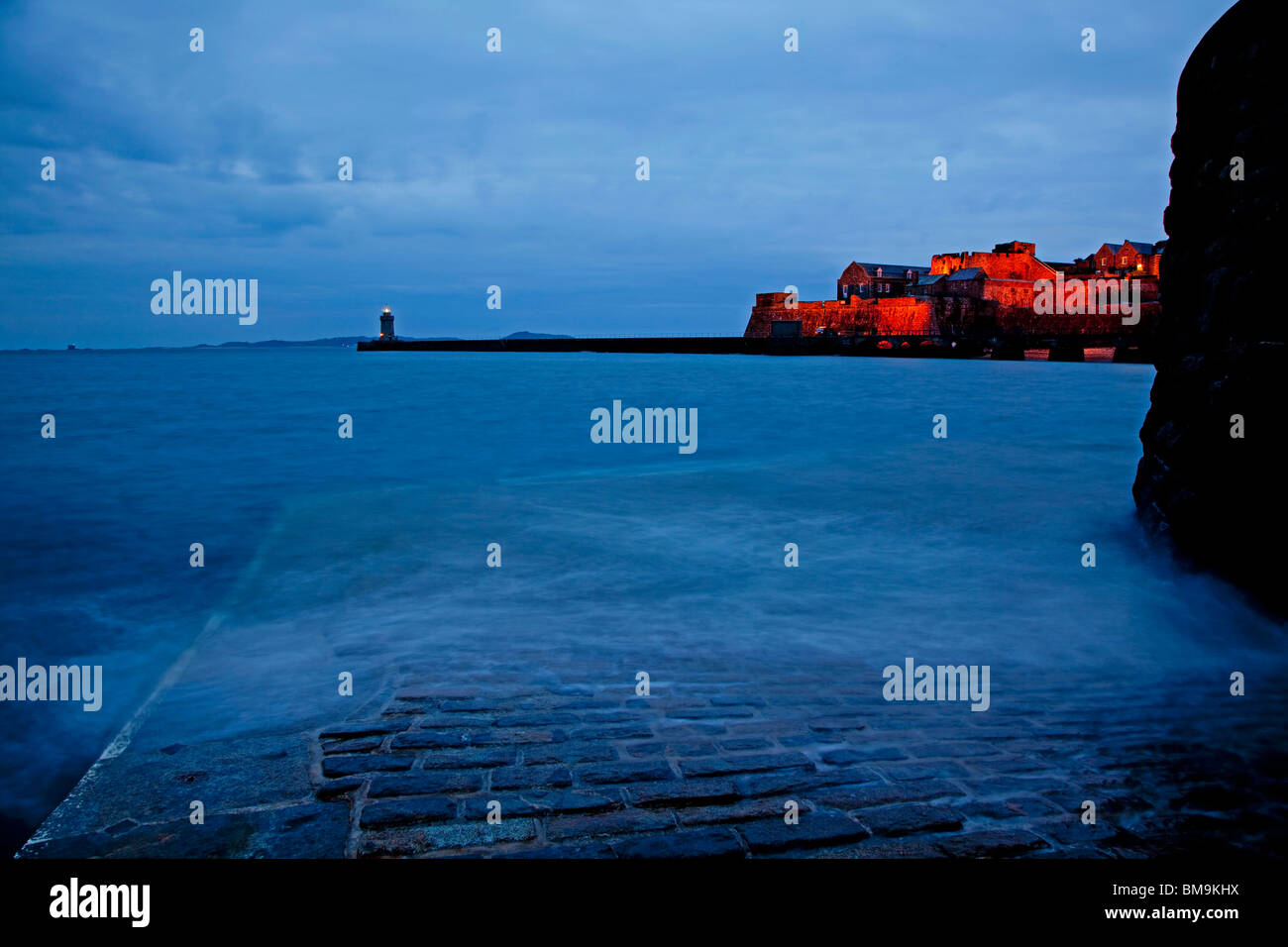 Guernsey tide hi-res stock photography and images - Alamy