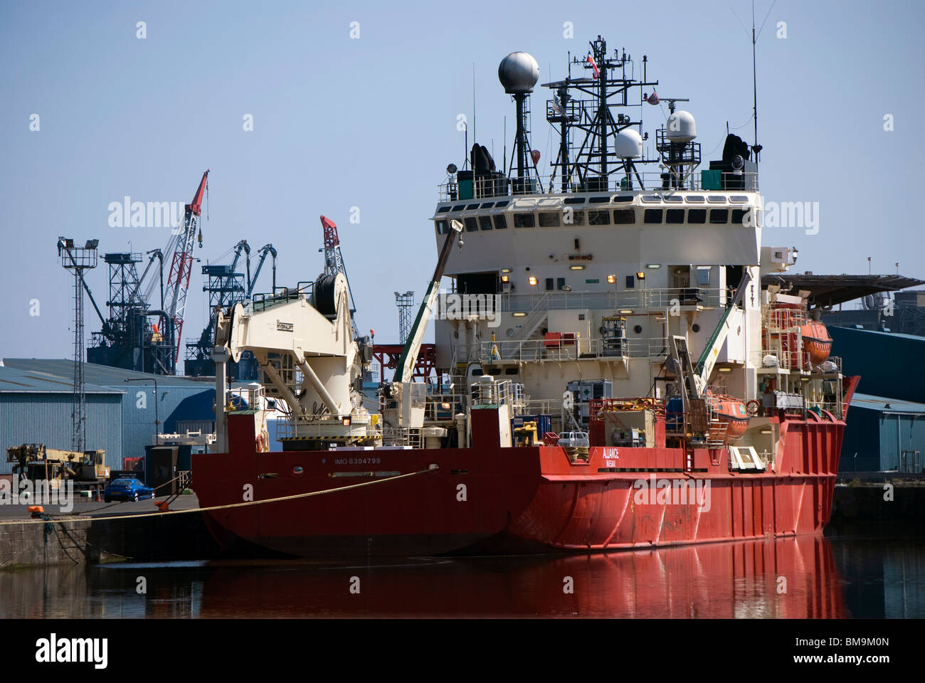 Oil rig support vessel hi-res stock photography and images - Alamy