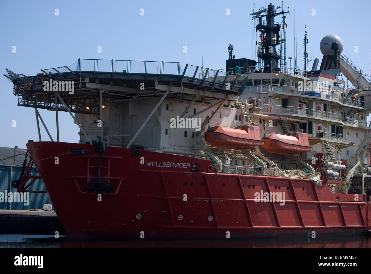 Oil rig support vessel hi-res stock photography and images - Alamy