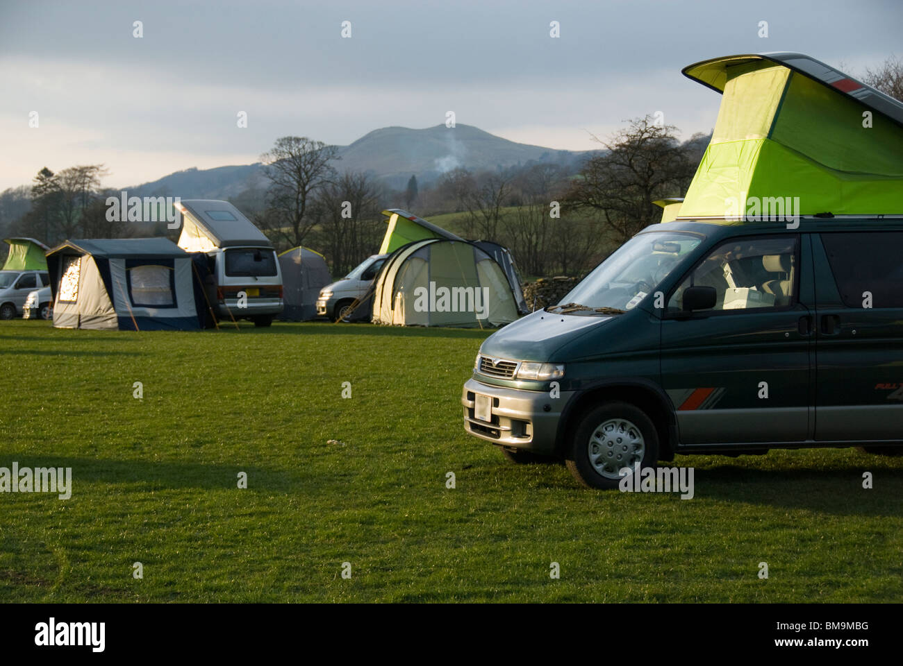 Mazda bongo friendee hi-res stock photography and images - Alamy