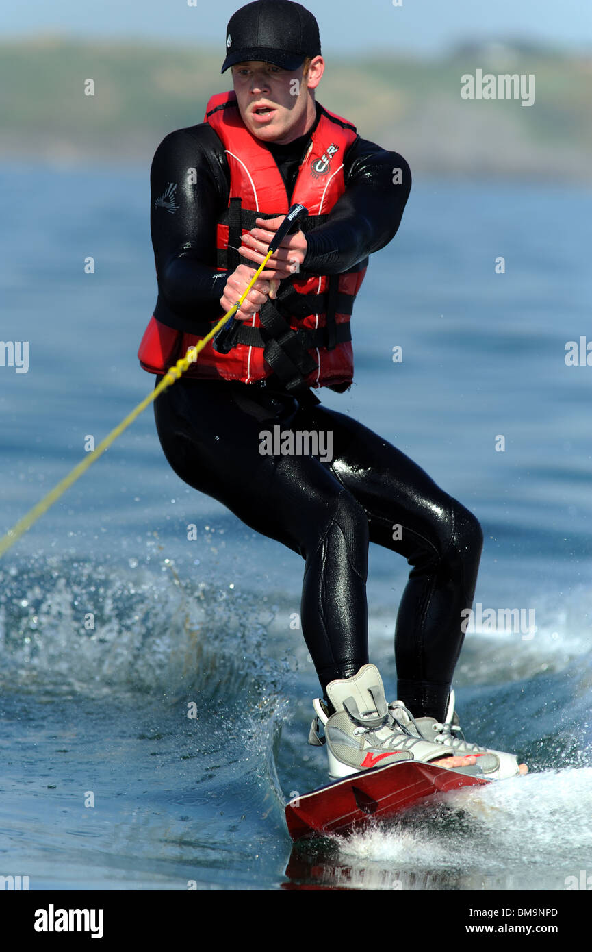 Wake from boat on water hi-res stock photography and images - Alamy