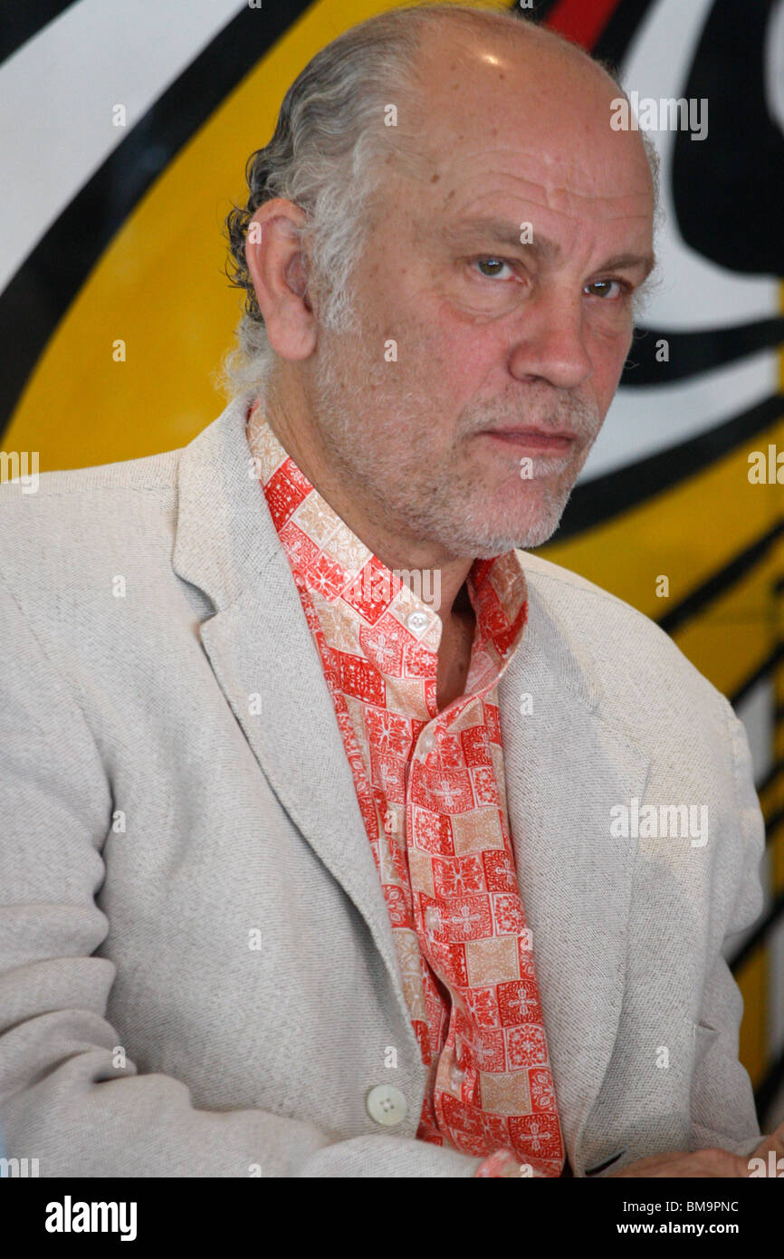 John Hodgkinson's Instagram, Twitter & Facebook on IDCrawl