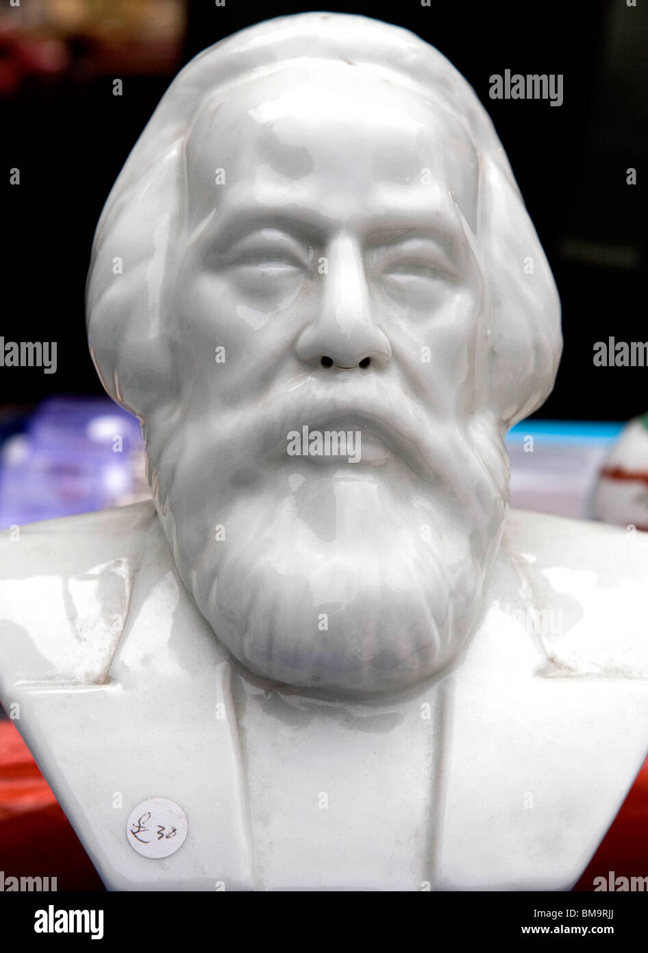 Karl Marx bust on London market stall Stock Photo - Alamy