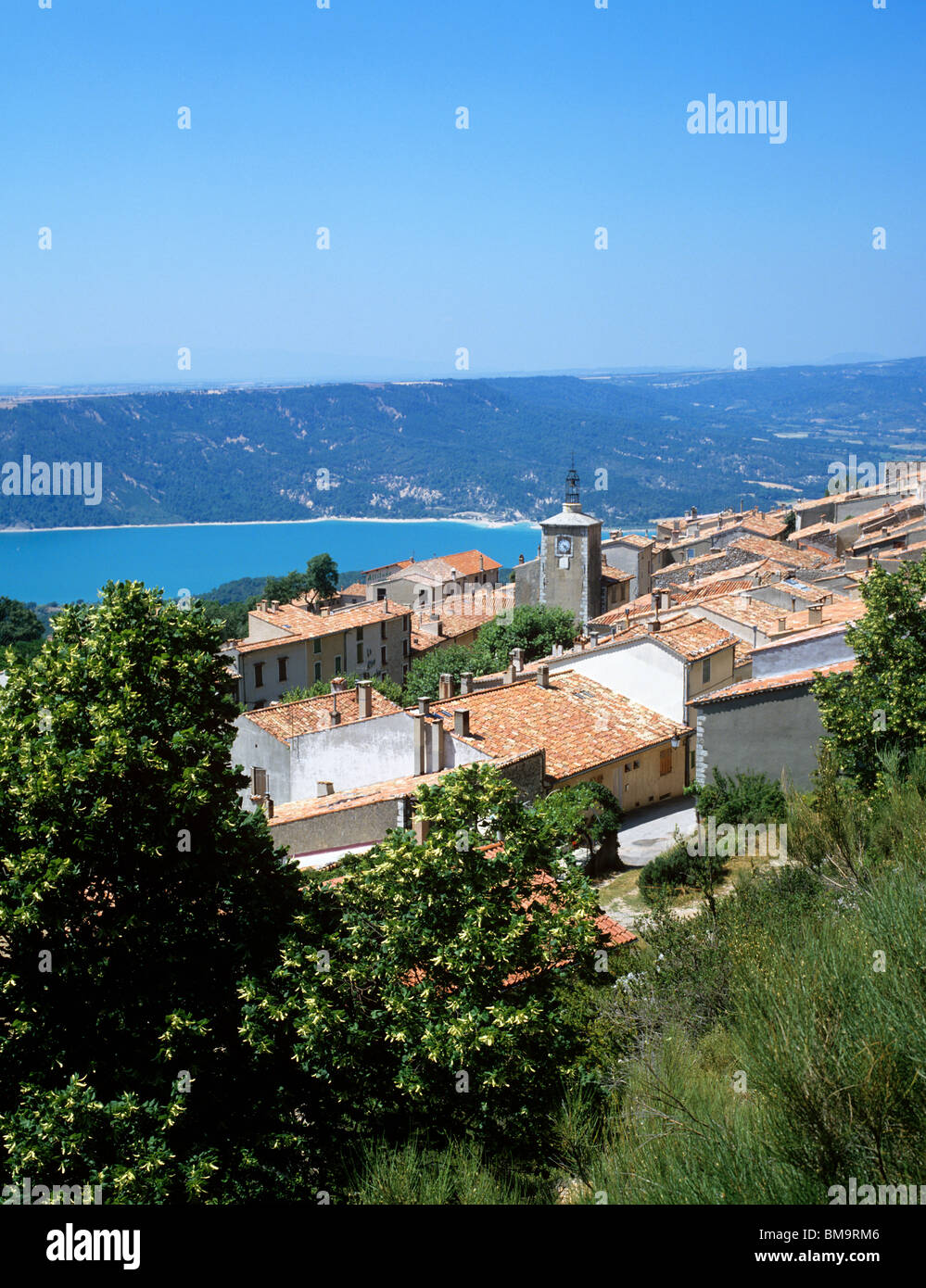The village of Aiguines overlooking Lac de Sainte Croix Stock Photo - Alamy
