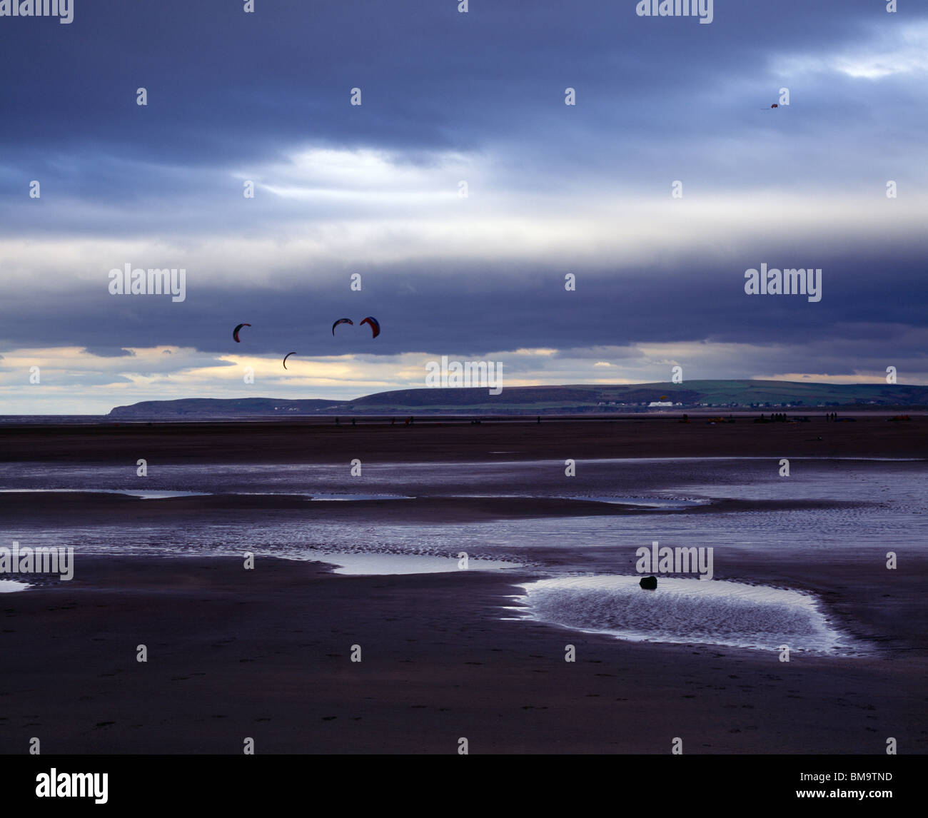 Winter afternoon great britain hi-res stock photography and images - Alamy