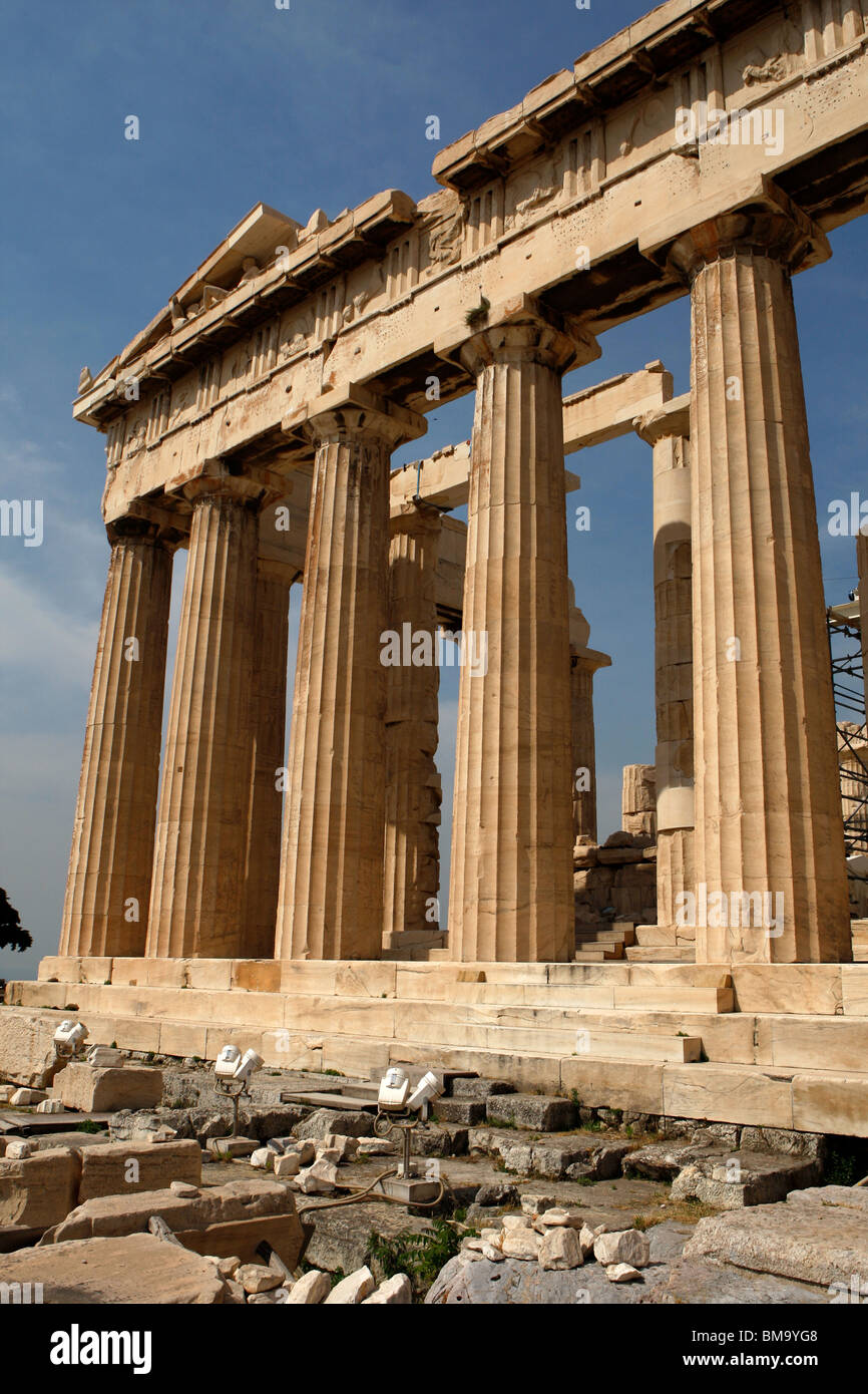 Parthenon temple in Acropolis Stock Photo - Alamy