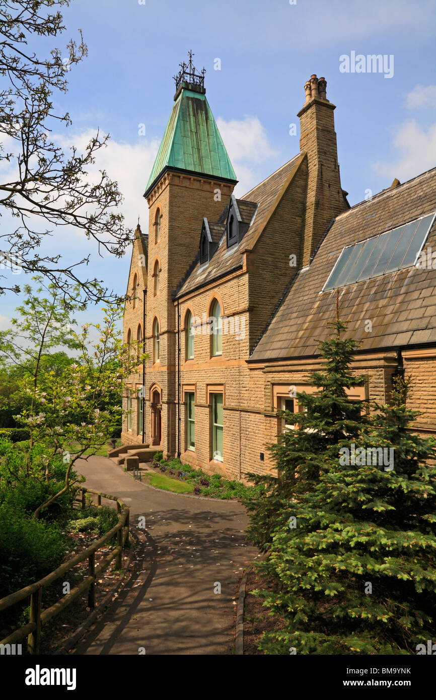 Bagshaw Museum, Batley, West Yorkshire, England, UK Stock Photo - Alamy