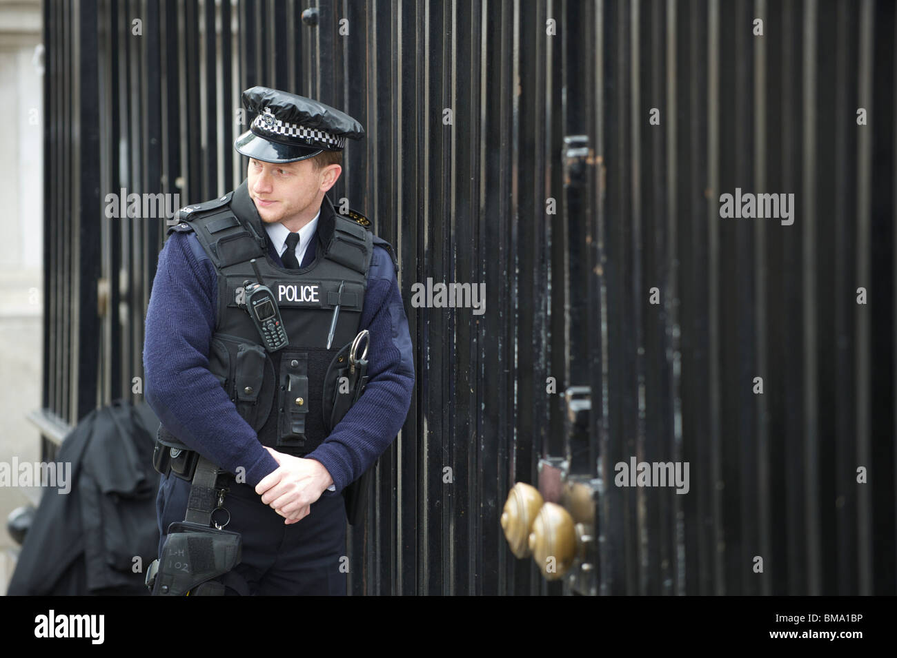 Uk met police uniform hi-res stock photography and images - Alamy