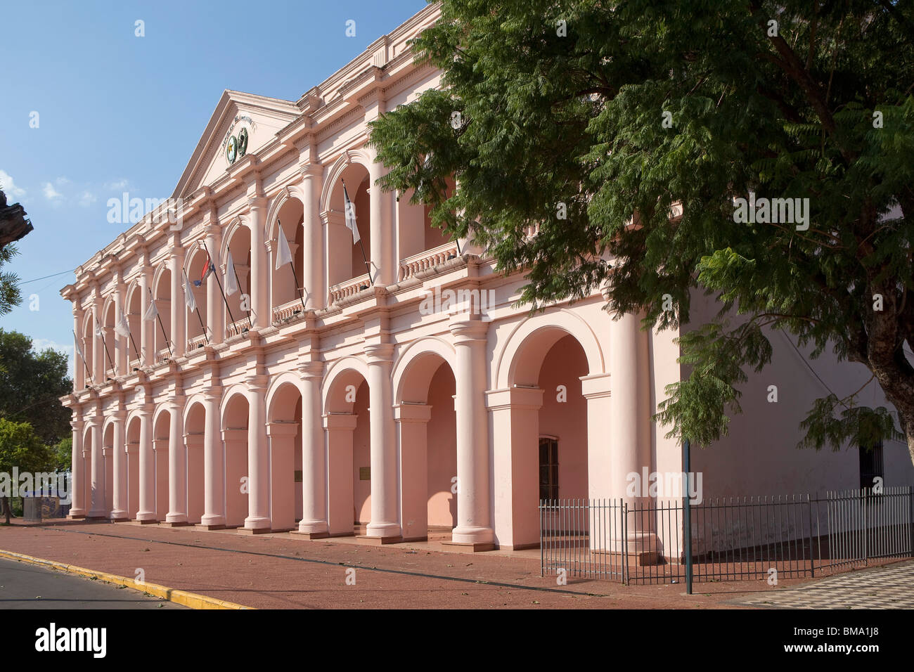 Paraguay colonial building in asuncion hi-res stock photography and ...