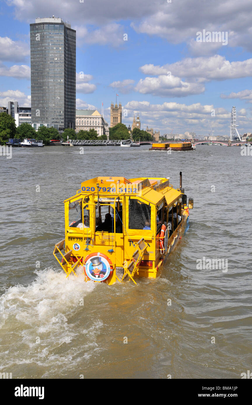 Traveling tours hi-res stock photography and images - Alamy