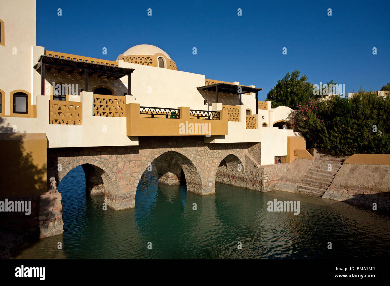El Gouna: Arabic Architecture adn Canals Stock Photo - Alamy