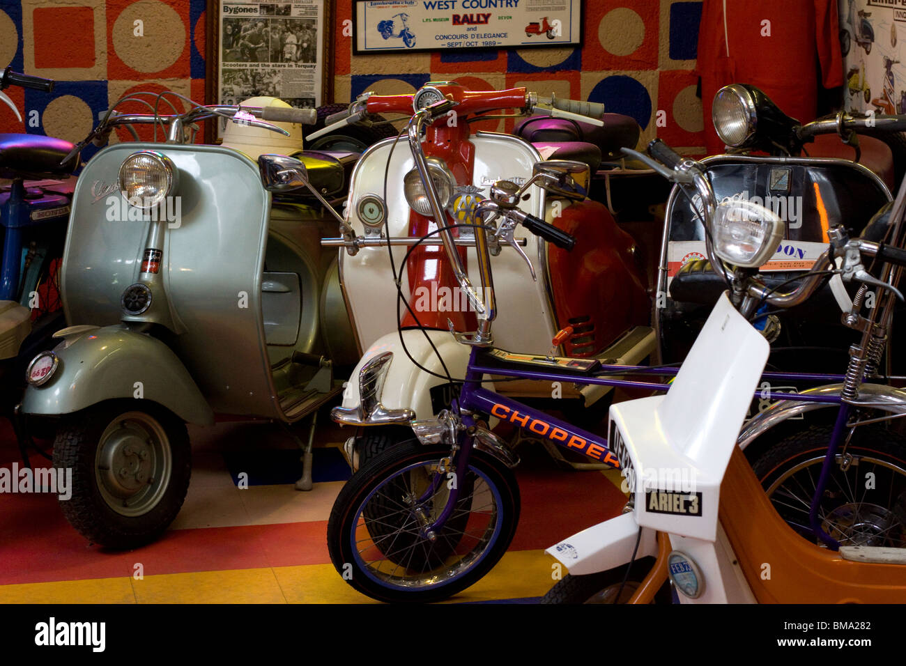 1960s Mods Rockers High Resolution Stock Photography and Images - Alamy