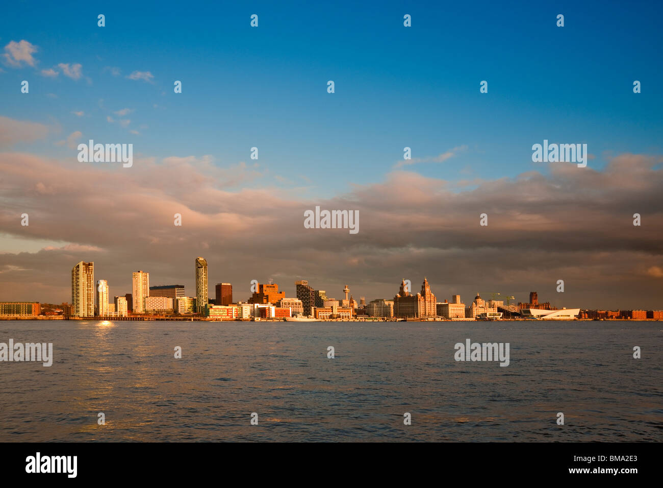 Liverpools Cruise Terminal High Resolution Stock Photography and Images ...