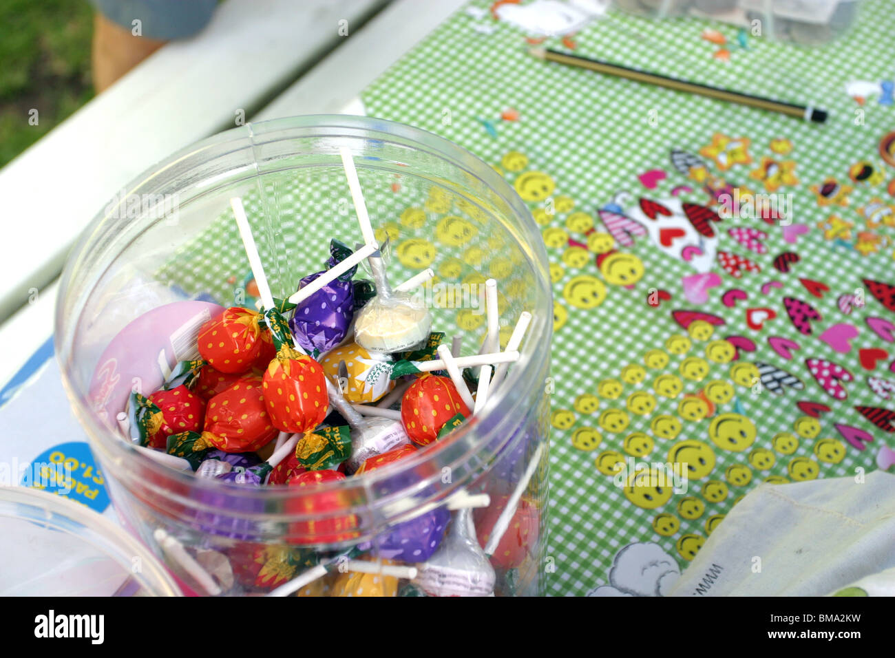 Prize games hi-res stock photography and images - Alamy