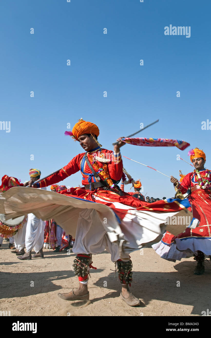 Rajasthani dance hi-res stock photography and images - Alamy