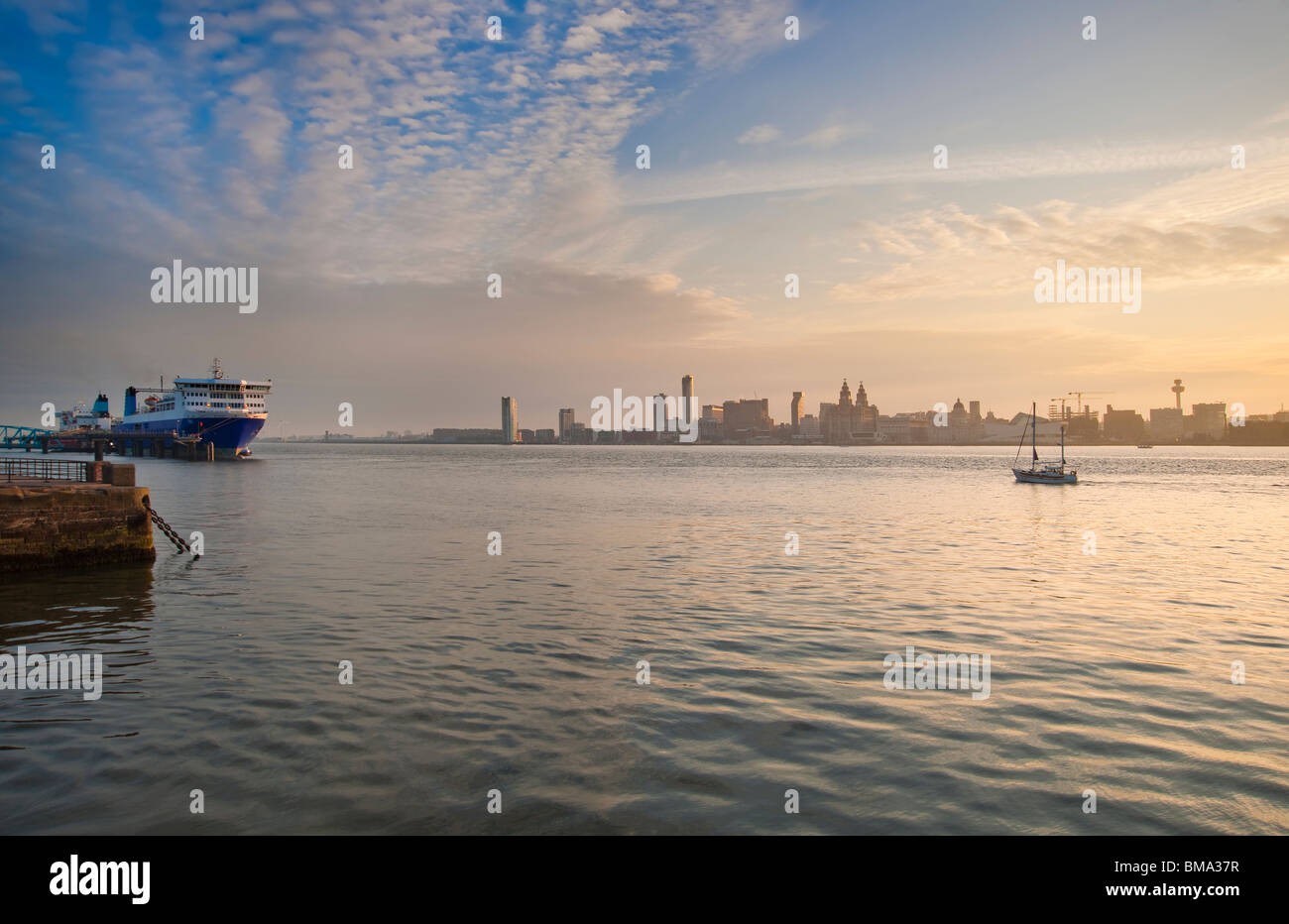 View of Liverpool's famous waterfront across the River Mersey Stock ...