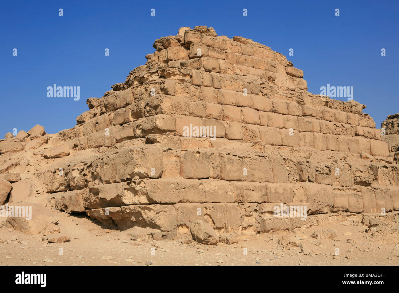The Westernmost pyramid of the three Queens' pyramids (wives of Pharaoh ...