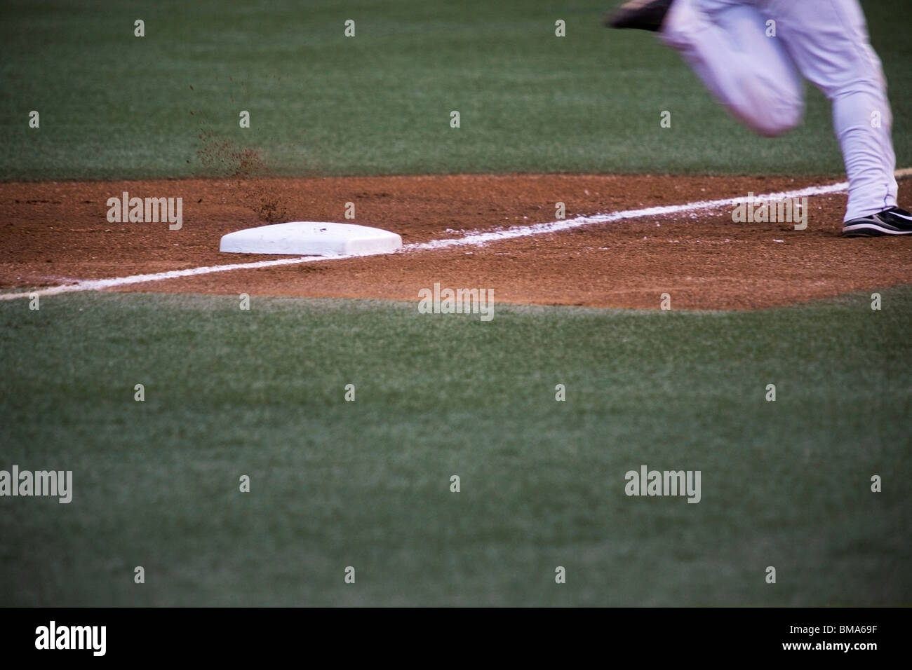 Base runner blur hi-res stock photography and images - Alamy