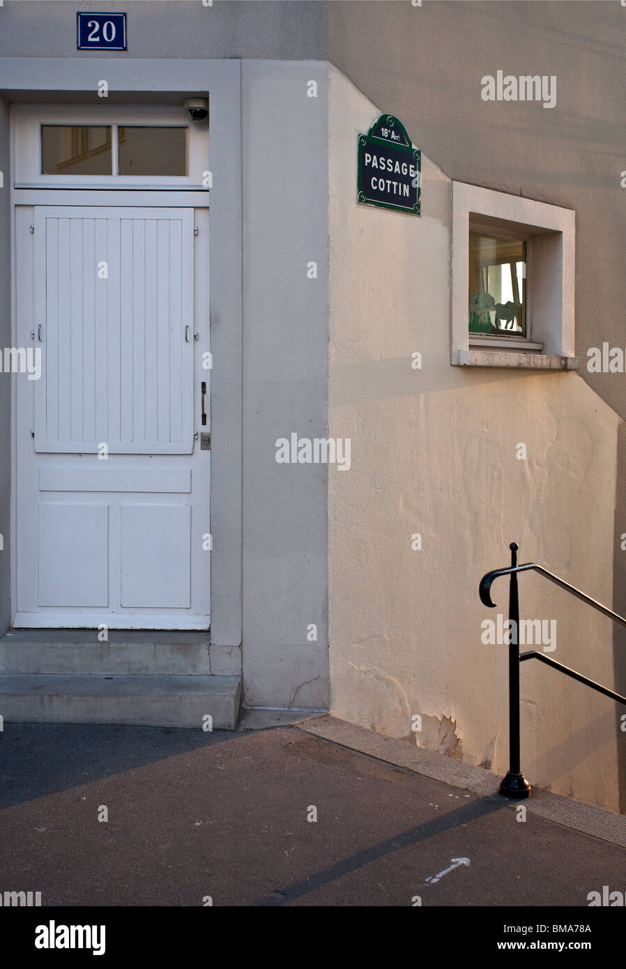 Passage Cottin Montmartre Paris France Stock Photo - Alamy