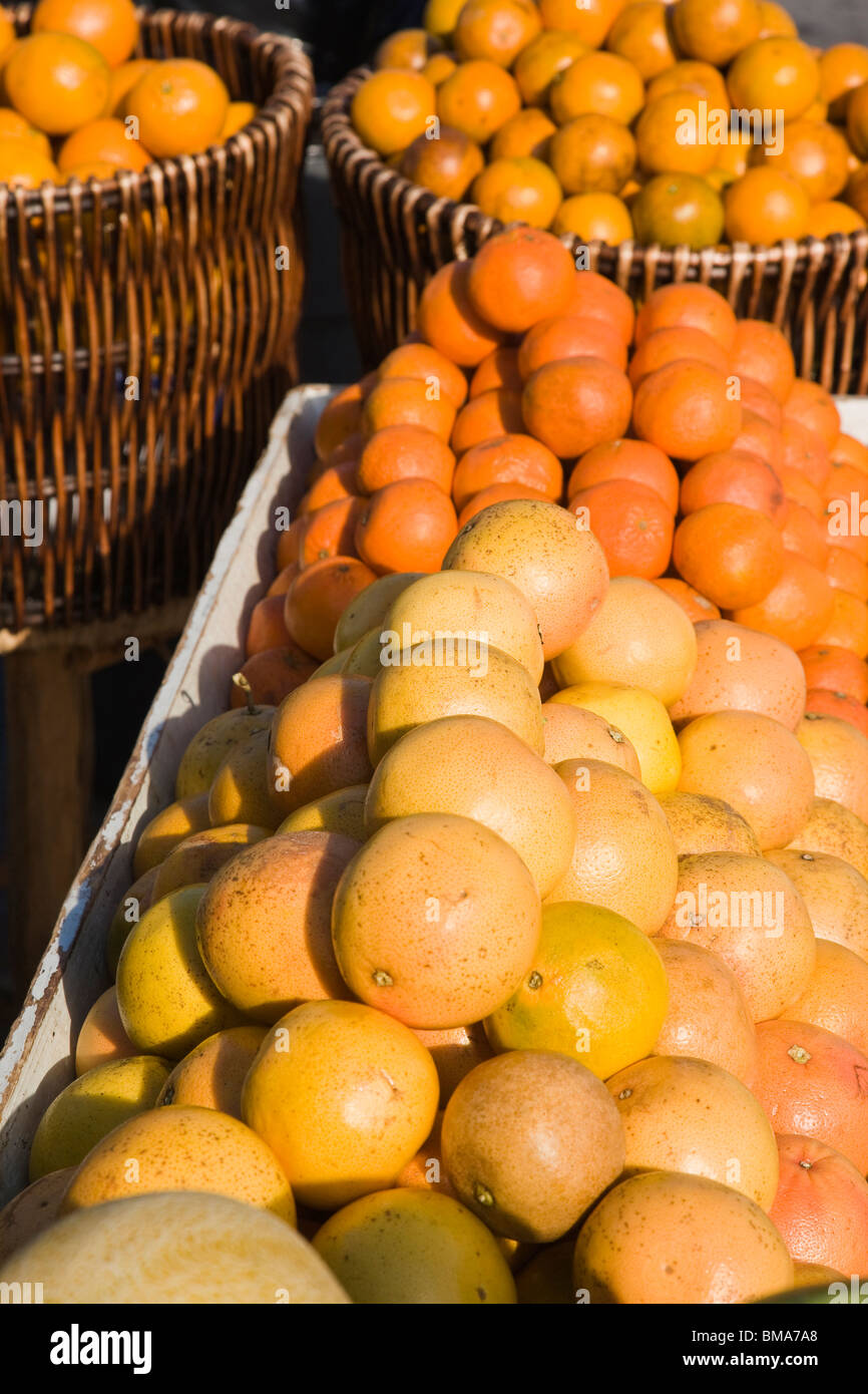 Citrus fruits hi-res stock photography and images - Alamy