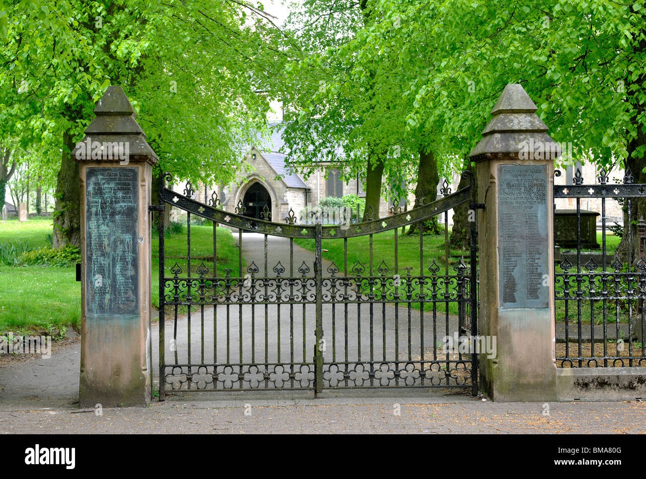 The church gates, St. Mary Magdalene Church, Sutton-in-Ashfield ...