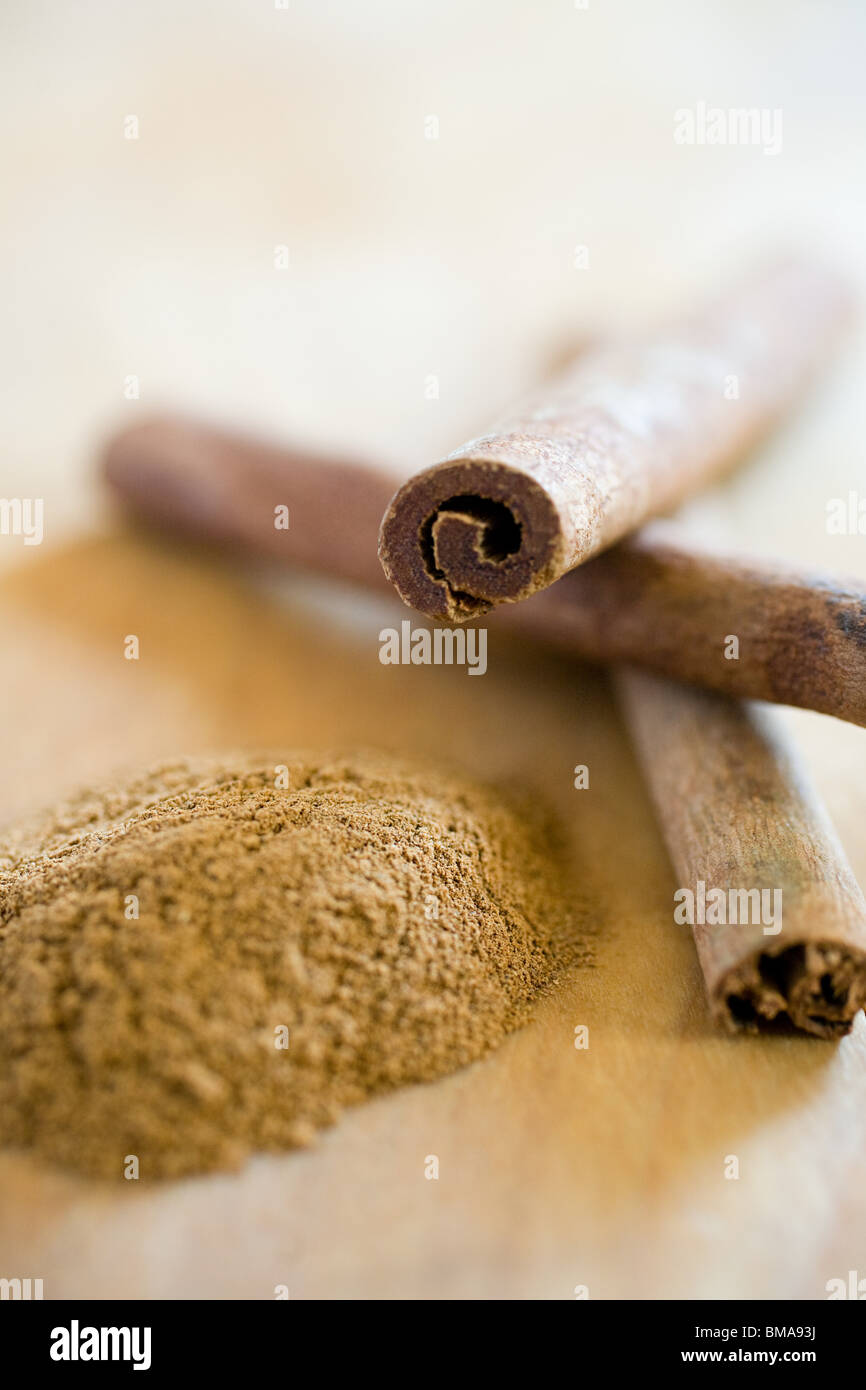 Ground cinnamon hi-res stock photography and images - Alamy