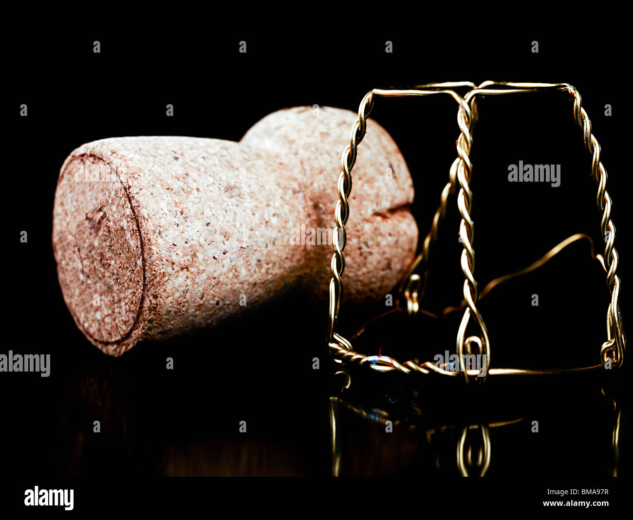 Champagne cork and muselet Stock Photo - Alamy