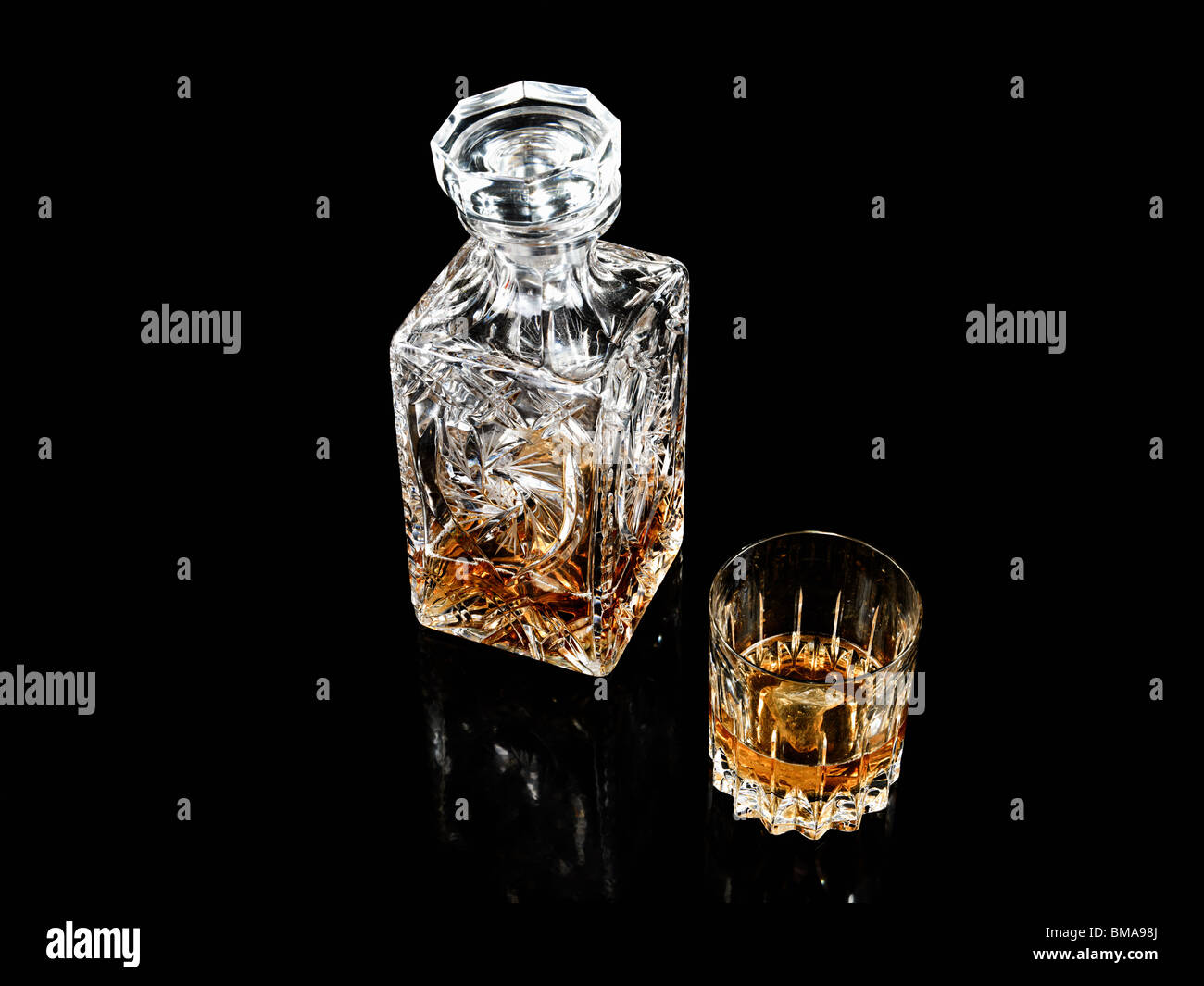 Whiskey glass hi-res stock photography and images - Alamy