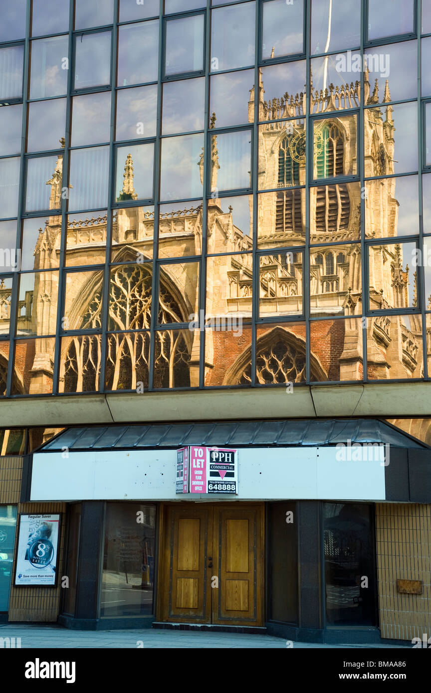 Holy trinity church hull hi-res stock photography and images - Alamy