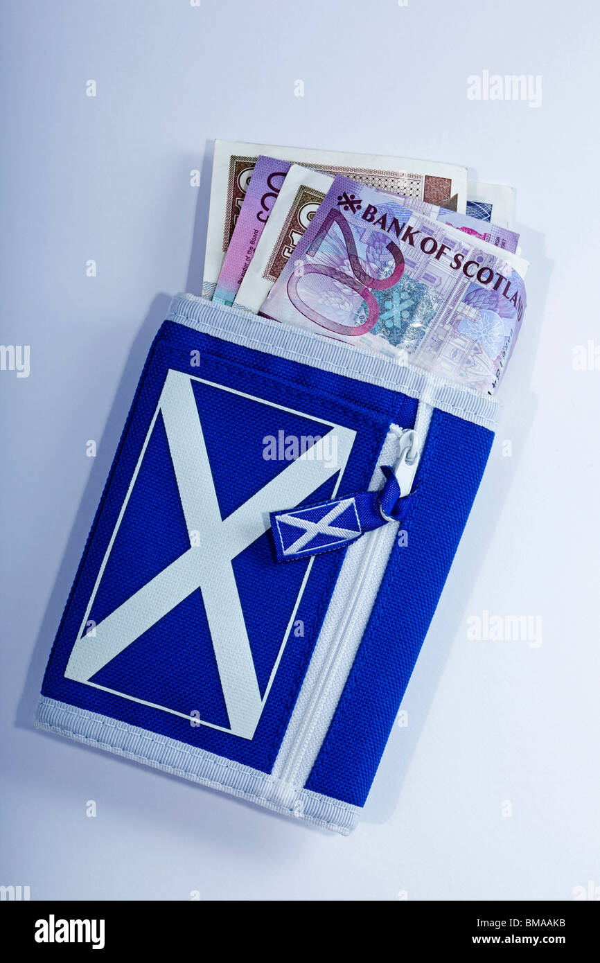 Wallet with saltire design and scottish banknotes Stock Photo - Alamy
